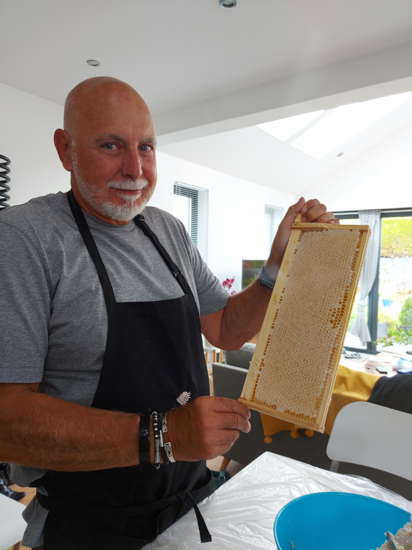 About – Tenacious wee bees